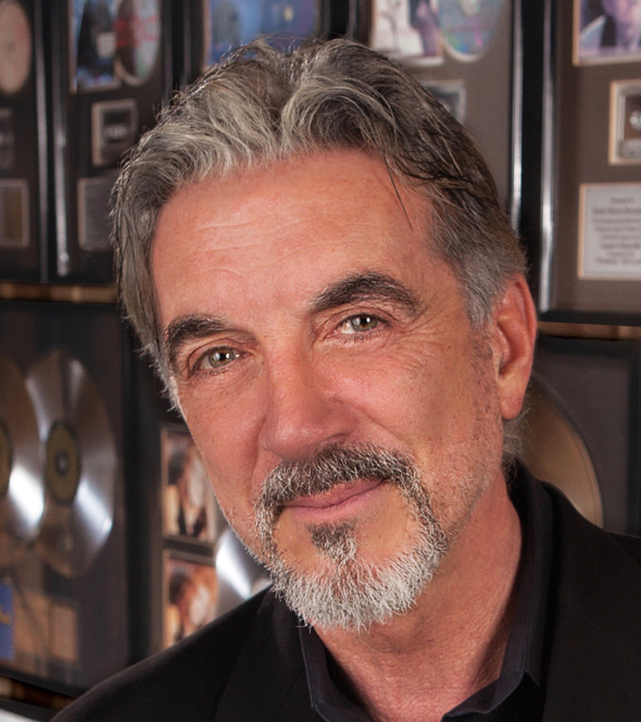 Robin Crow - The Keynote Curators - Top Speaker Agency in North America